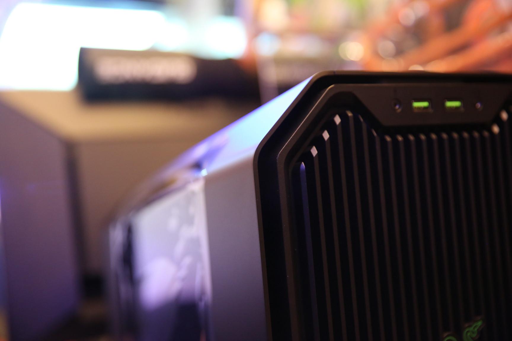 今天给大家晒一个超牛逼razer定制机箱-中关村在线硬件论坛