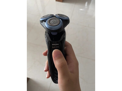 飞利浦剃须刀X5005和SU5799哪个更适合？区别有哪些？-对比猫