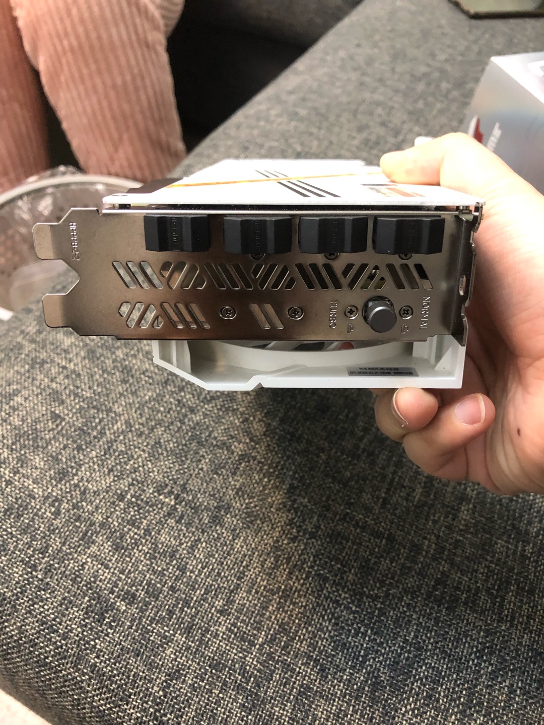 【七彩虹iGame GeForce RTX 4060 Ultra W DUO OC 8GB怎么样】七彩虹iGame GeForce RTX ...