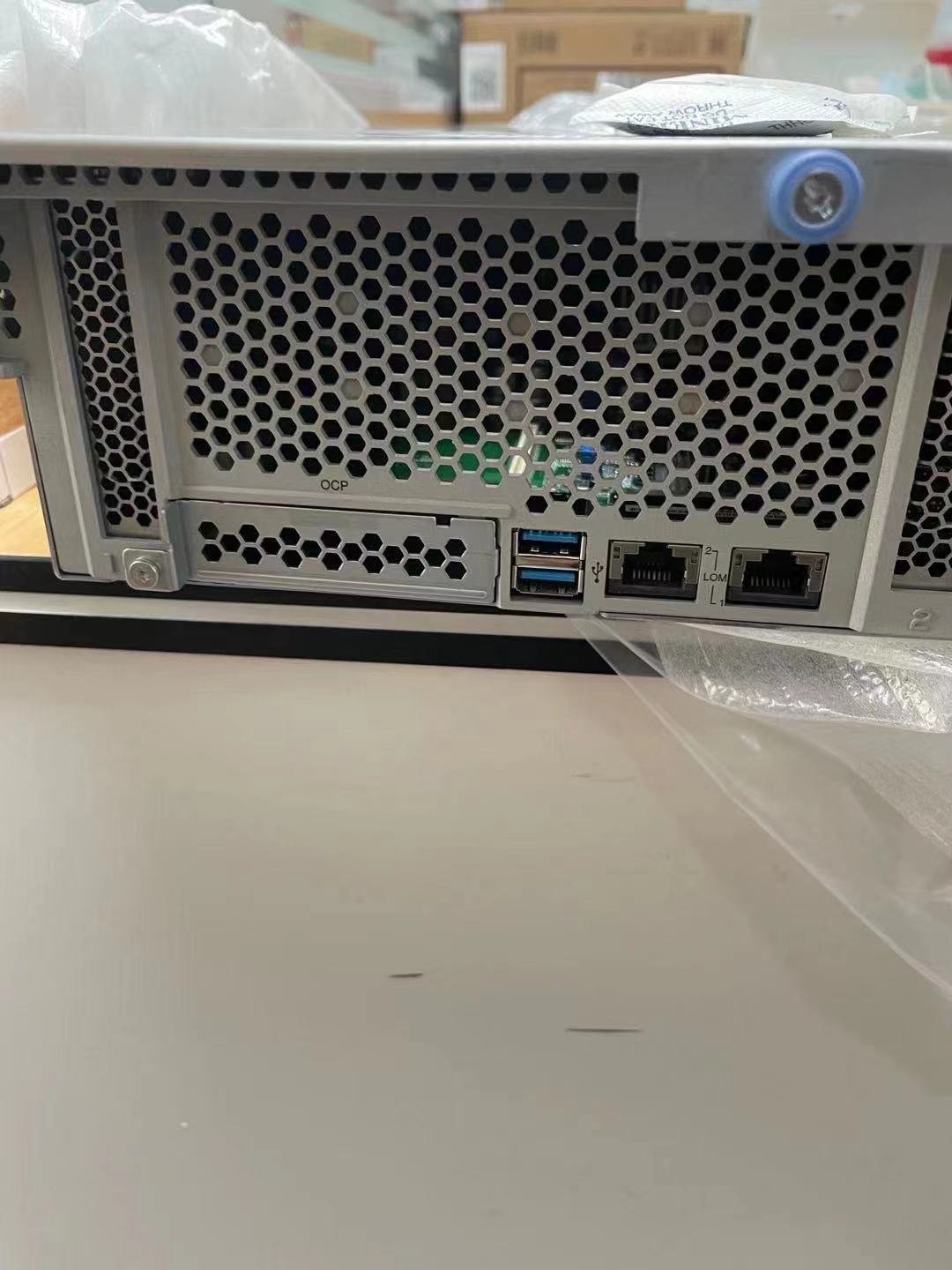 【用了几天了，速度是相...】中科可控H620-C30 Hygon 7151*2/32GB*4/8TB*8/14盘位 服务器网友点评-ZOL中关村在线