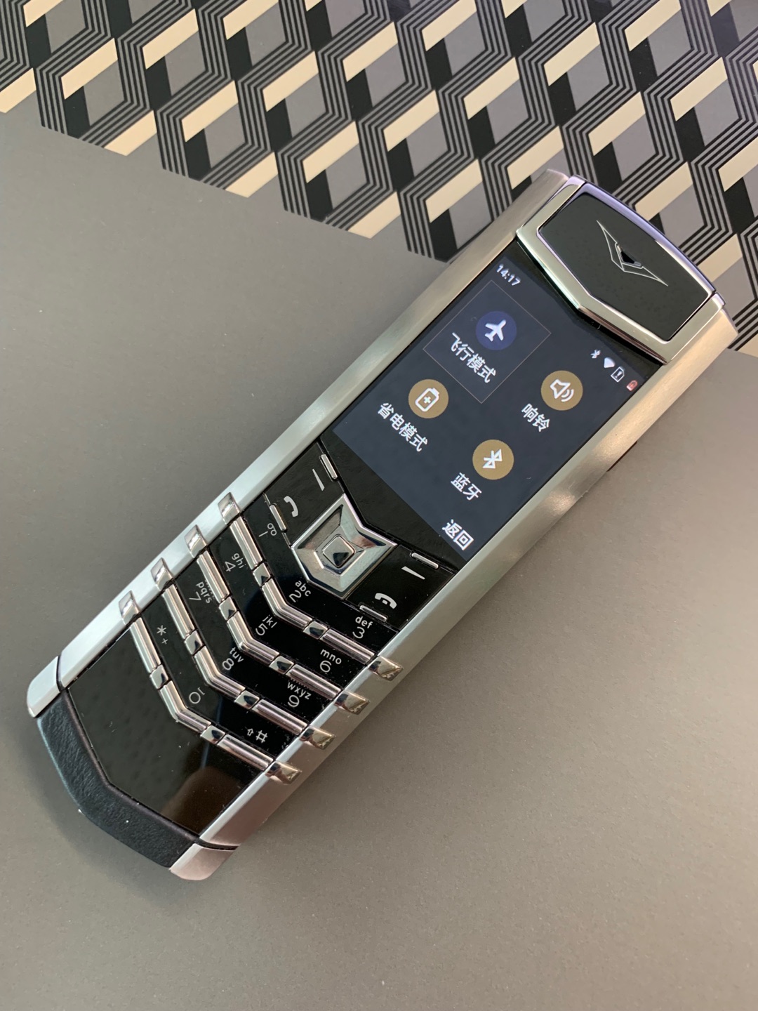 【VERTU 经典复刻SIGNATURE 3GB/32GB/全网通】报价_参数_图片_论坛_VERTU 纬图 经典复刻 Signature ...