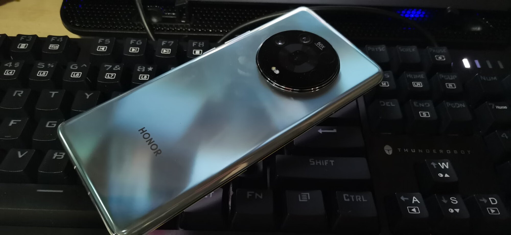 【荣耀Magic4 8GB/256GB怎么样】荣耀Magic4 8GB/256GB好不好_好吗-ZOL中关村在线