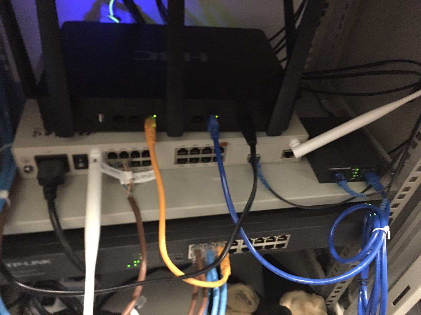 【H3C ERG2-1350W怎么样】H3C ERG2-1350W好不好_好吗-ZOL中关村在线